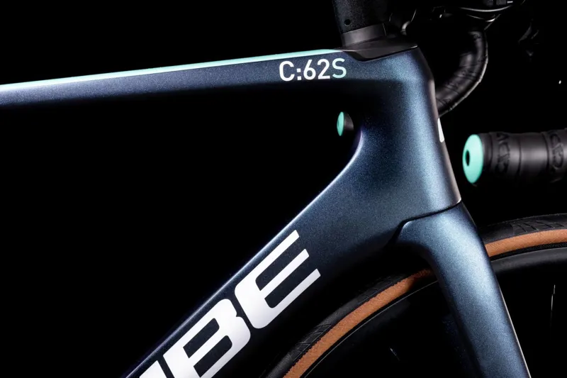 2022 Cube Axial WS c 62 SL Team WS Road Race Bike in Blue