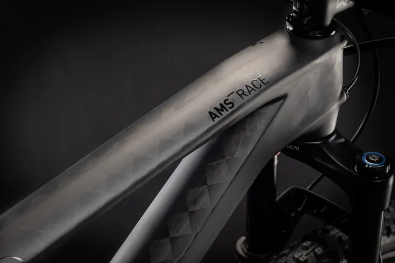 2021 Cube Ams 100 C68 Race 29 Mountain Bike in Black